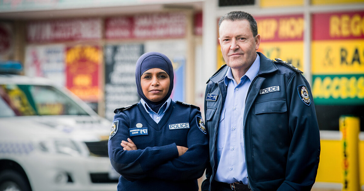 Behind the Blue Line - DocPlay