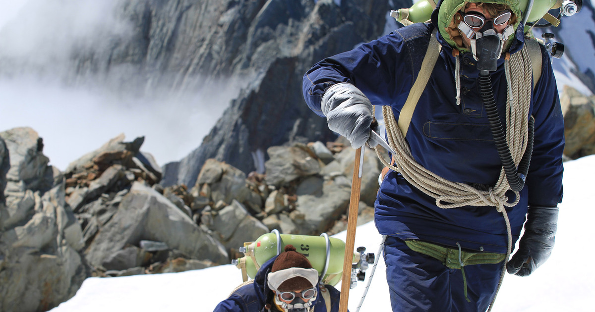 Beyond the Edge - DocPlay