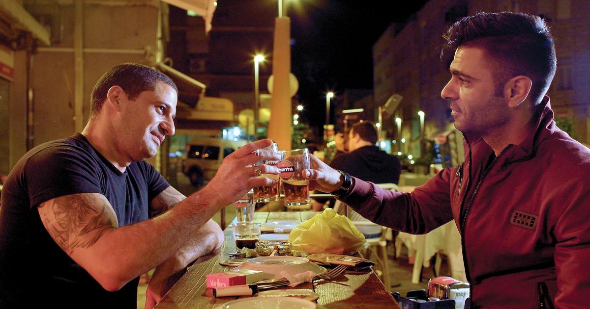 Breaking Bread Docplay